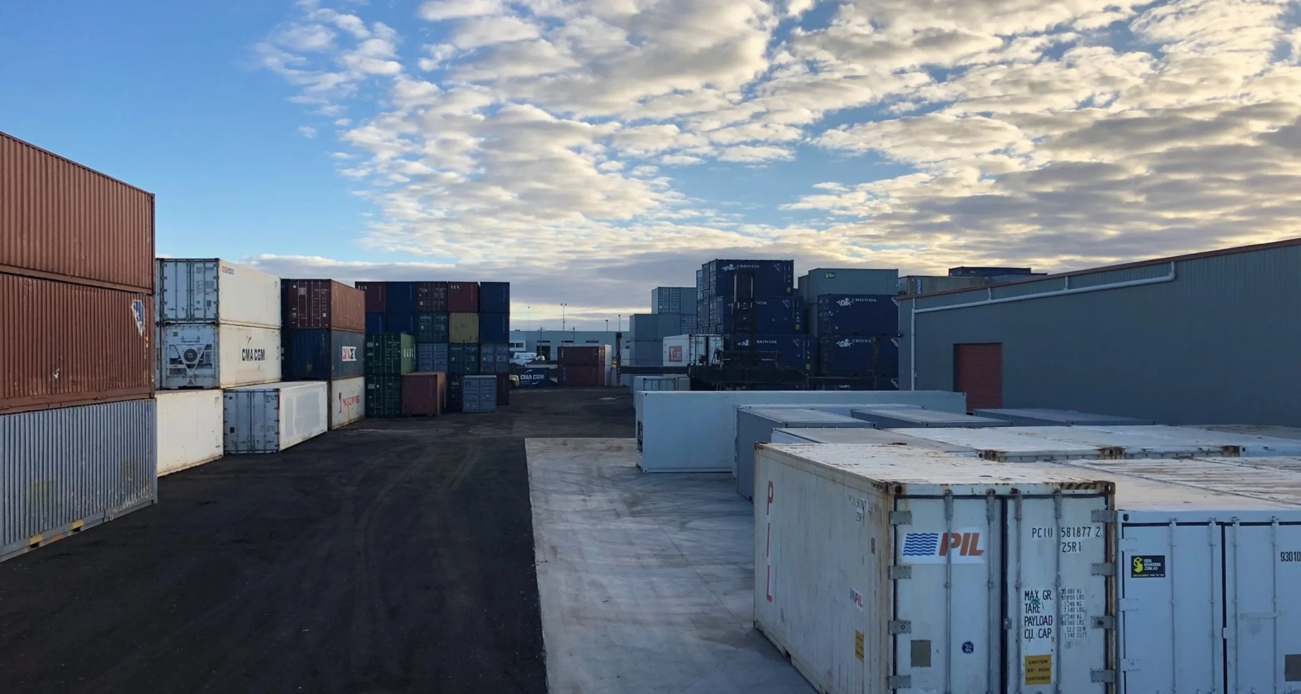 Melbourne Shipping Containers For Sale And Hire | 1300 Sparebox